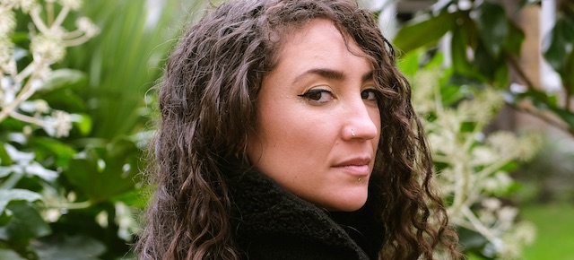 Karla Neblett: Angry love - Bookanista